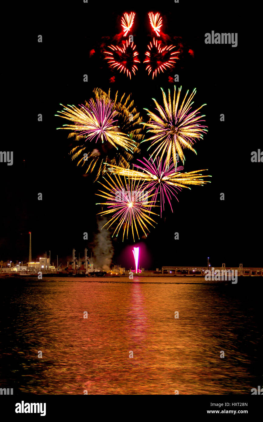 Heart shape fireworks over the sea in Malaga Stock Photo - Alamy