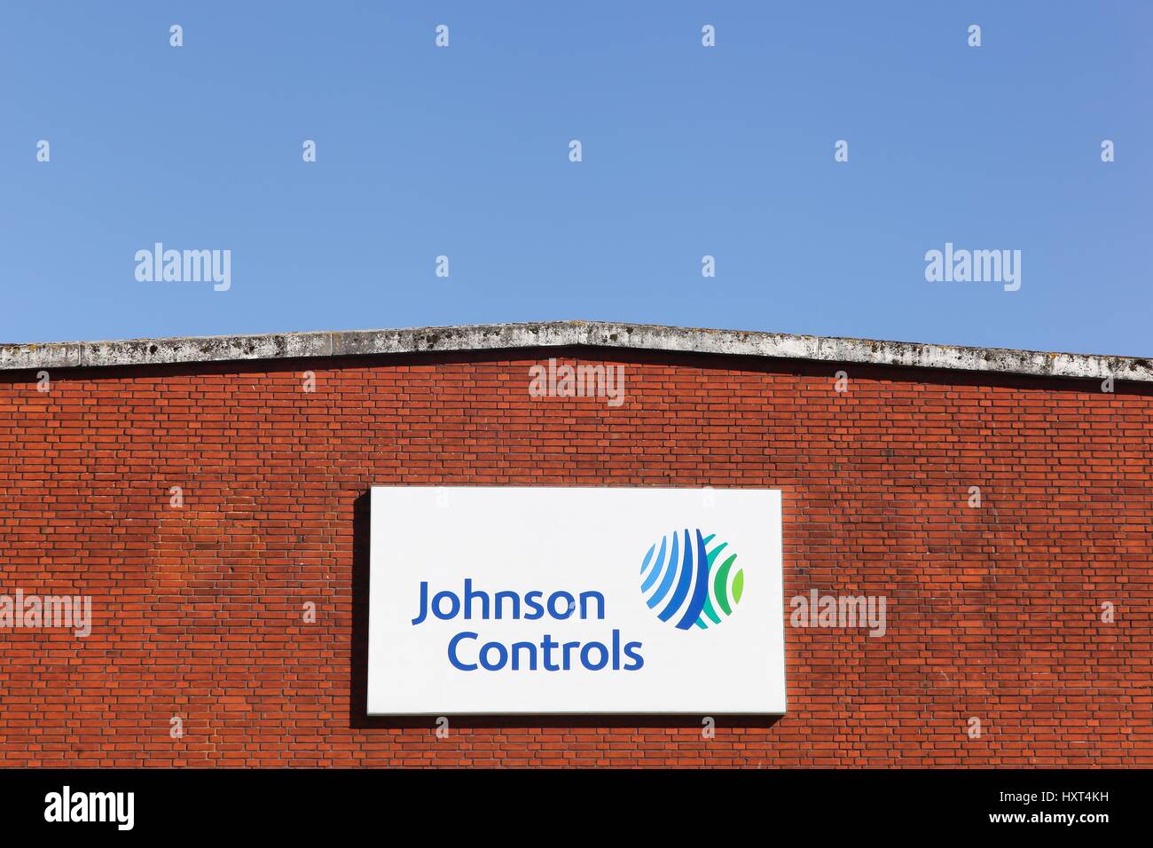 Johnson controls logo hi-res stock photography and images - Alamy