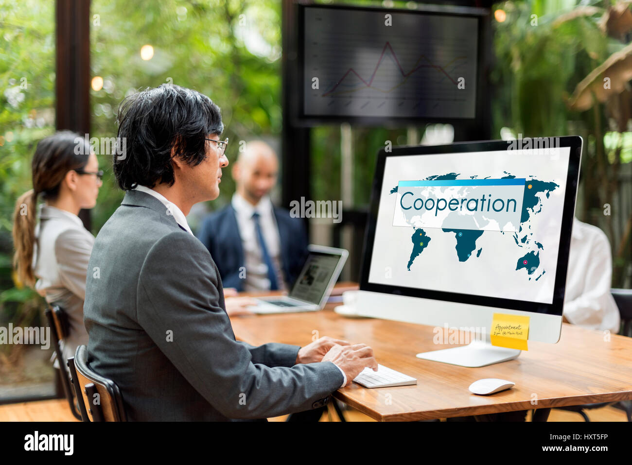 Cooperation Global Connection Management Icon Stock Photo - Alamy