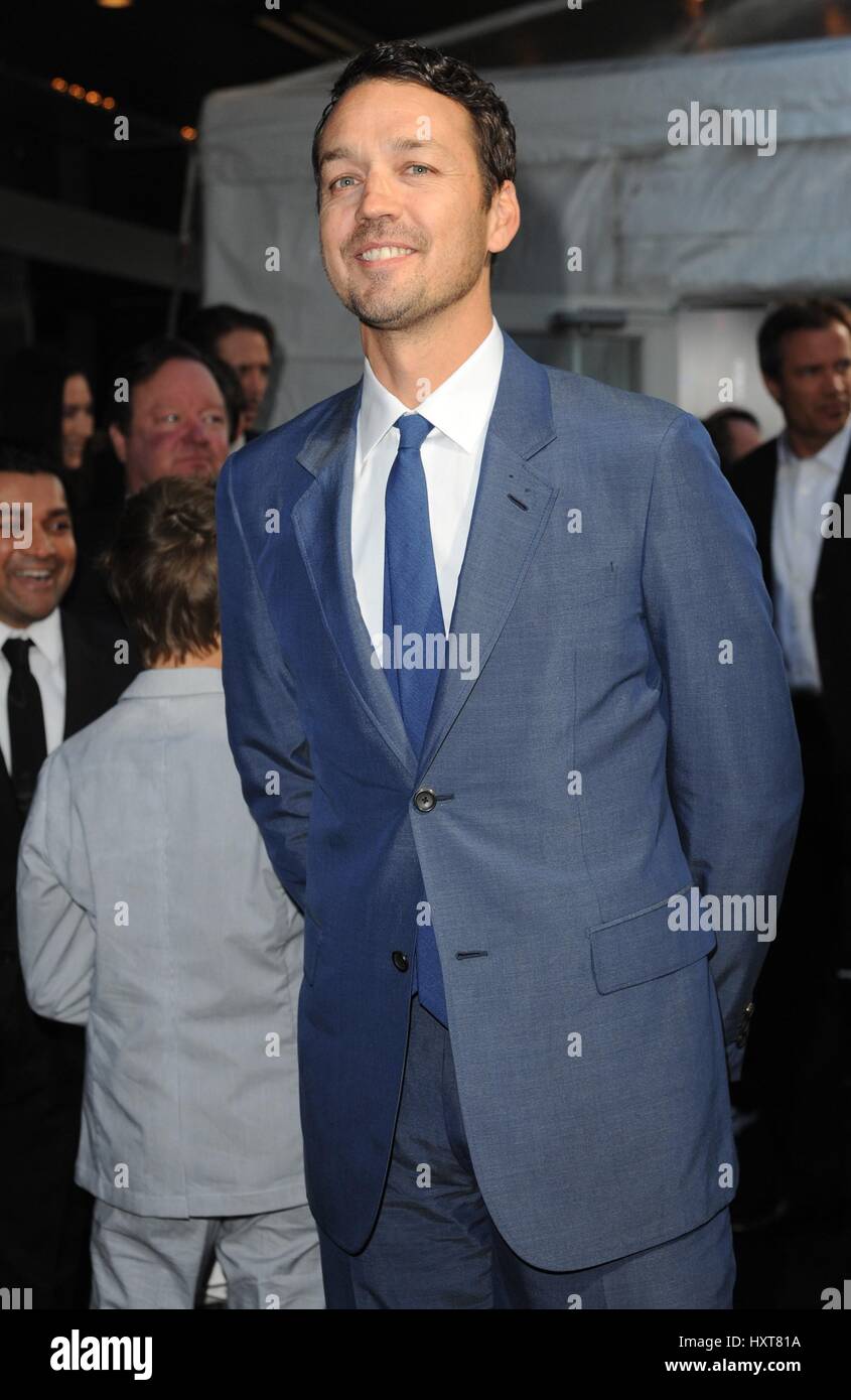 New York, NY, USA. 29th Mar, 2017. Rupert Sanders at arrivals for GHOST ...
