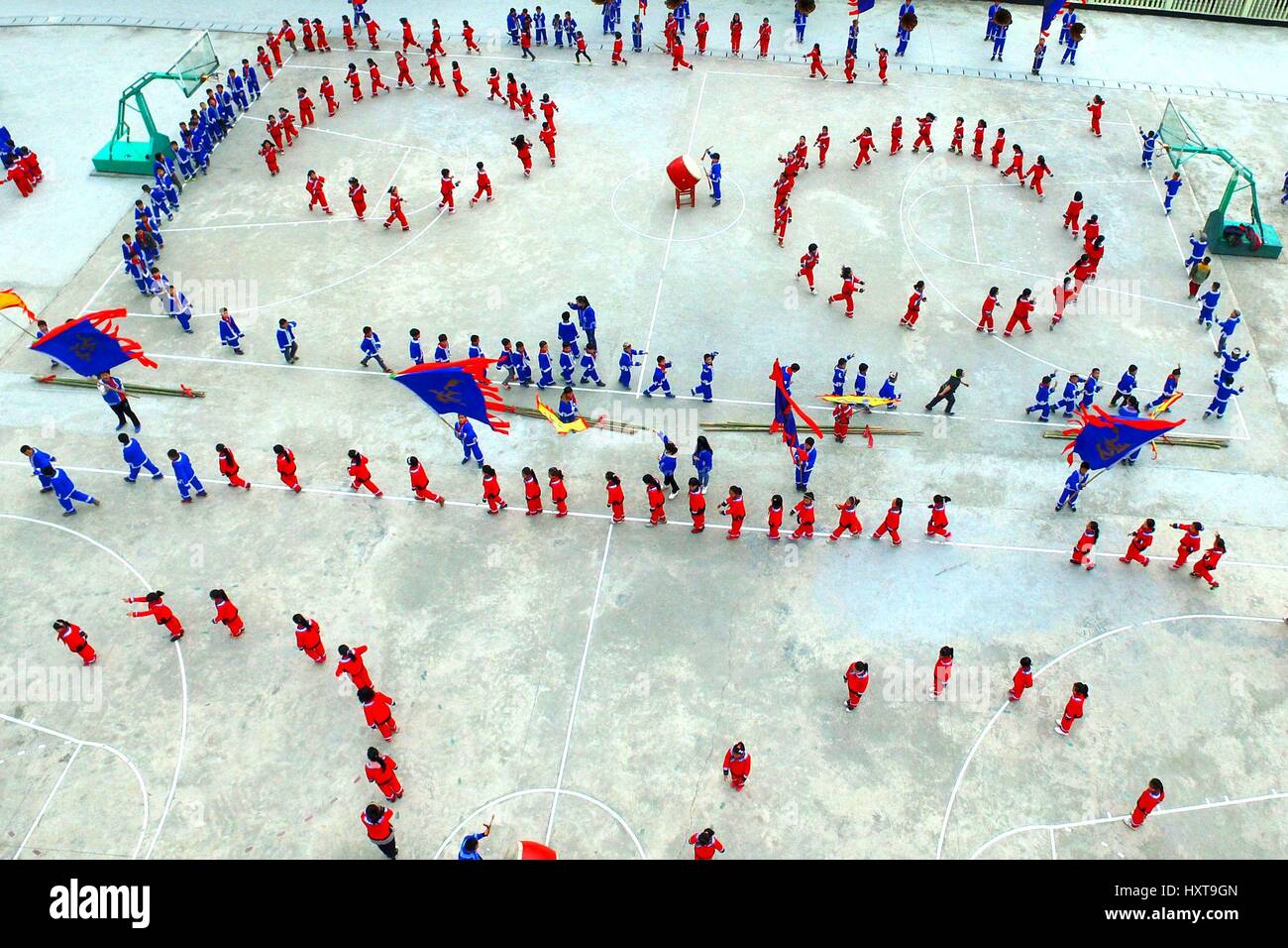Hunan, China. 29th Mar, 2017. More than 400 students perform ...