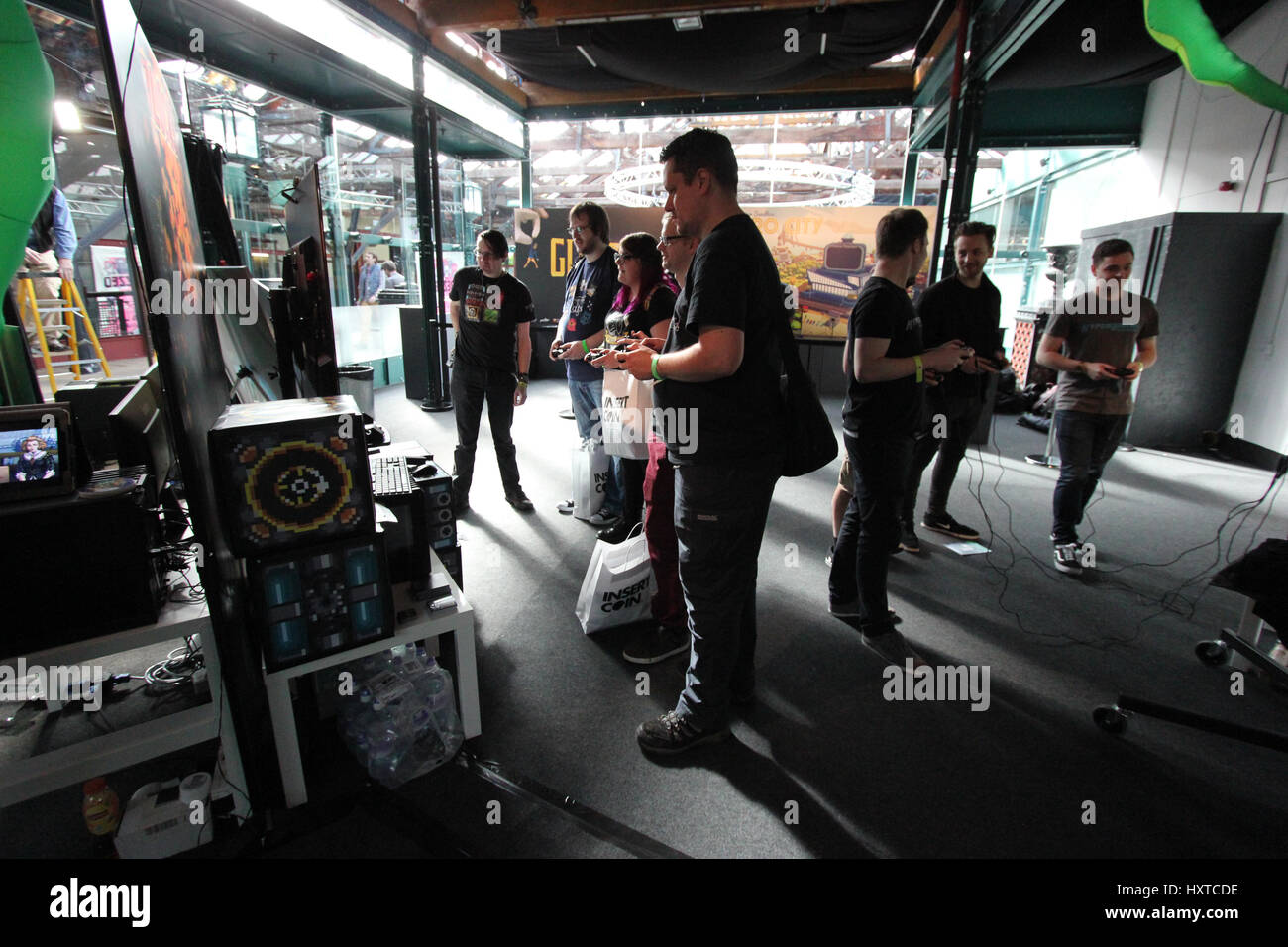 Xbox text hi-res stock photography and images - Alamy