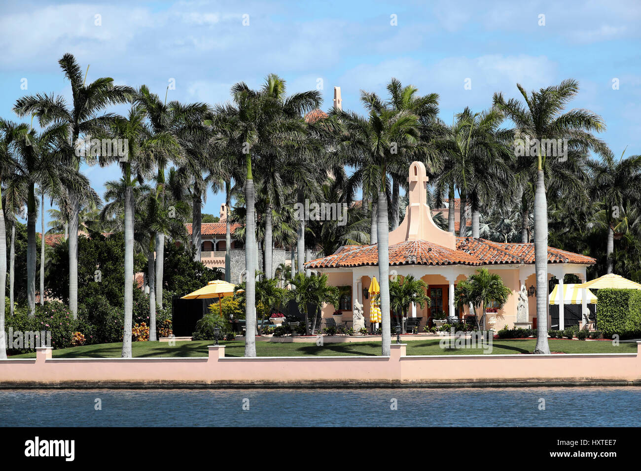 Mar a lago palm beach hi-res stock photography and images - Alamy