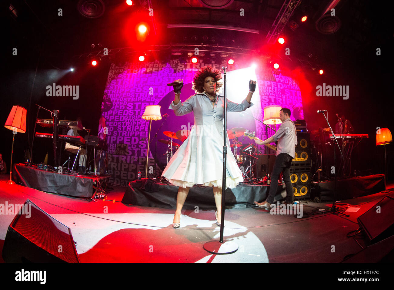 Macy gray singer hi-res stock photography and images - Alamy