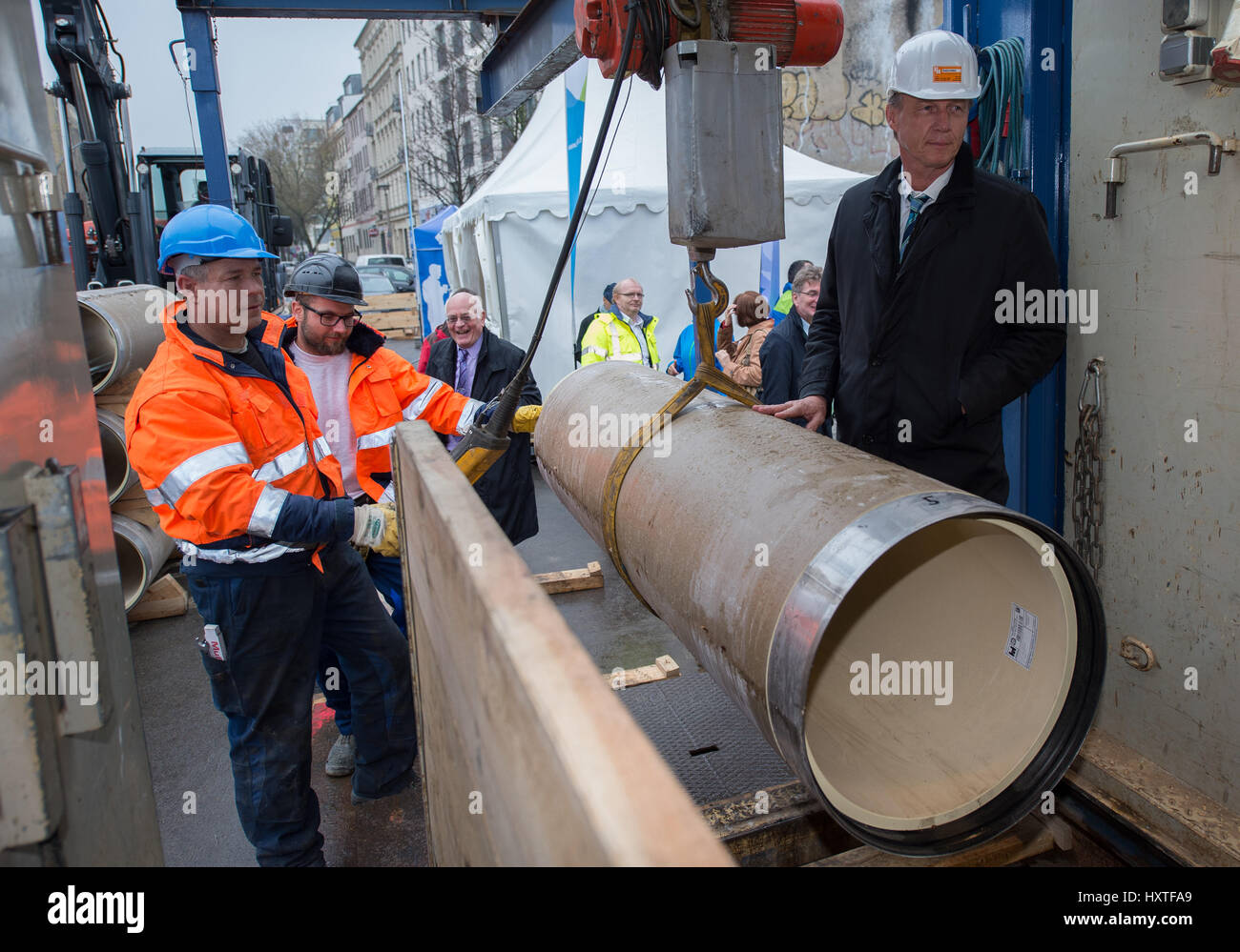 Channel diggers hi-res stock photography and images - Alamy