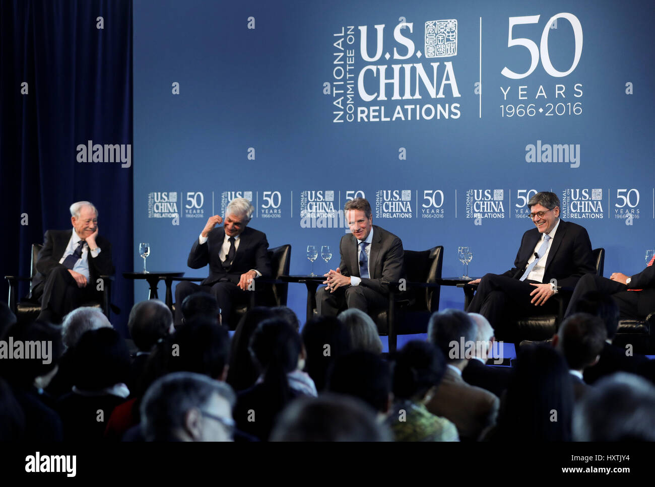 Timothy geithner china hi-res stock photography and images - Alamy