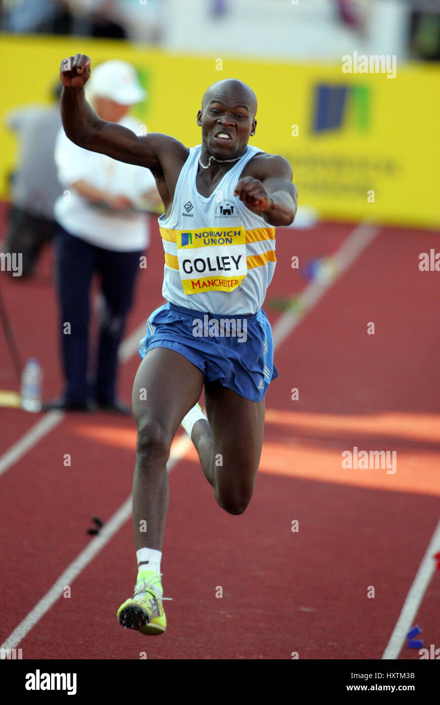 JULIAN GOLLEY TRIPLE JUMP MANCHESTER REGIONAL ARENA MANCHESTER ENGLAND ...