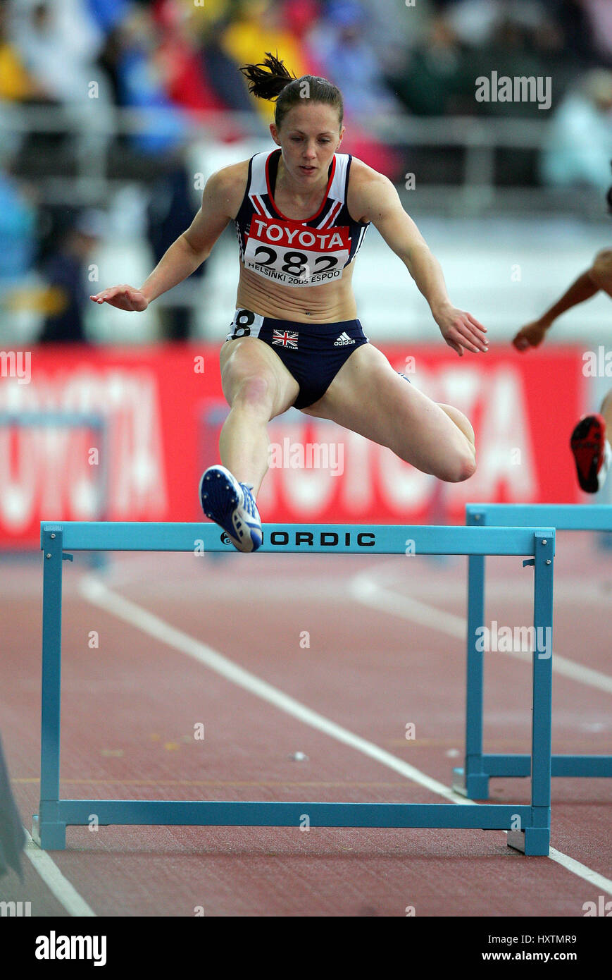 NICOLA SANDERS 400 METRES HURDLES OLYMPIC STADIUM HELSINKI FINLAND 10 ...