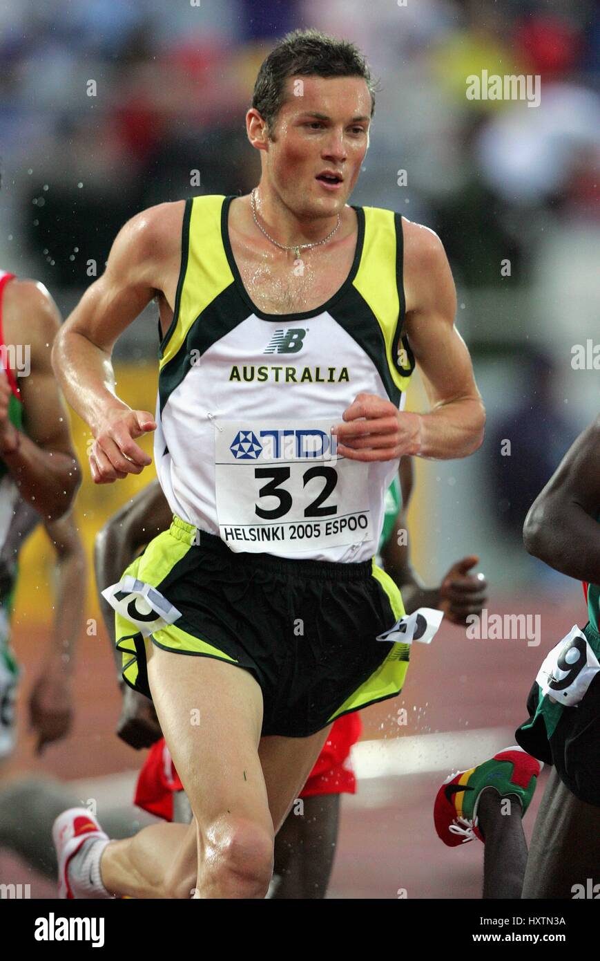CRAIG MOTTRAM 5000 METRES AUSTRALIA OLYMPIC STADIUM HELSINKI FINLAND 11 ...