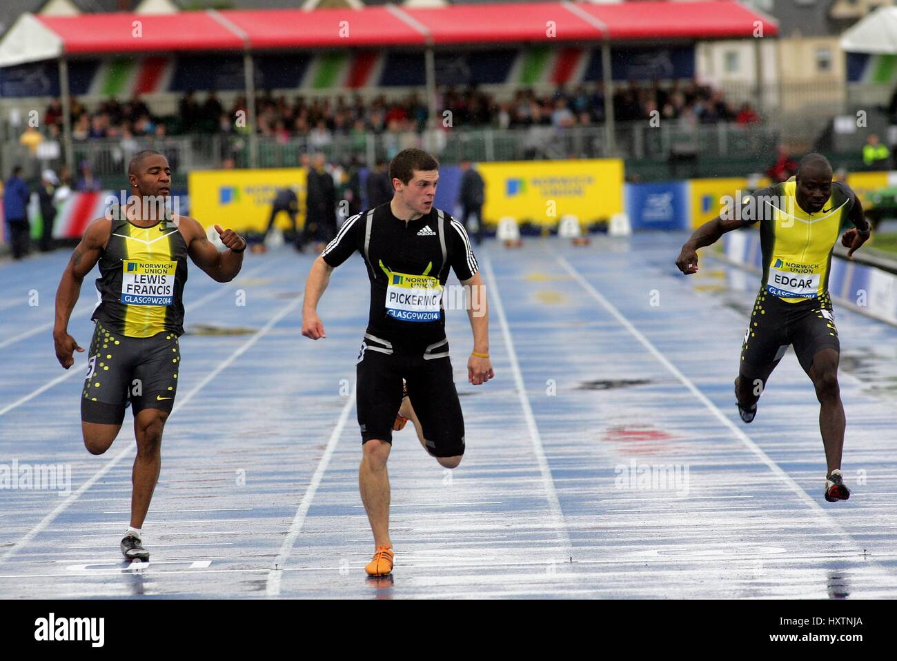 CRAIG PICKERING WIN 100 METRES GLASGOW ATHLETICS GRAND PRIX SCOTSTOUN ...
