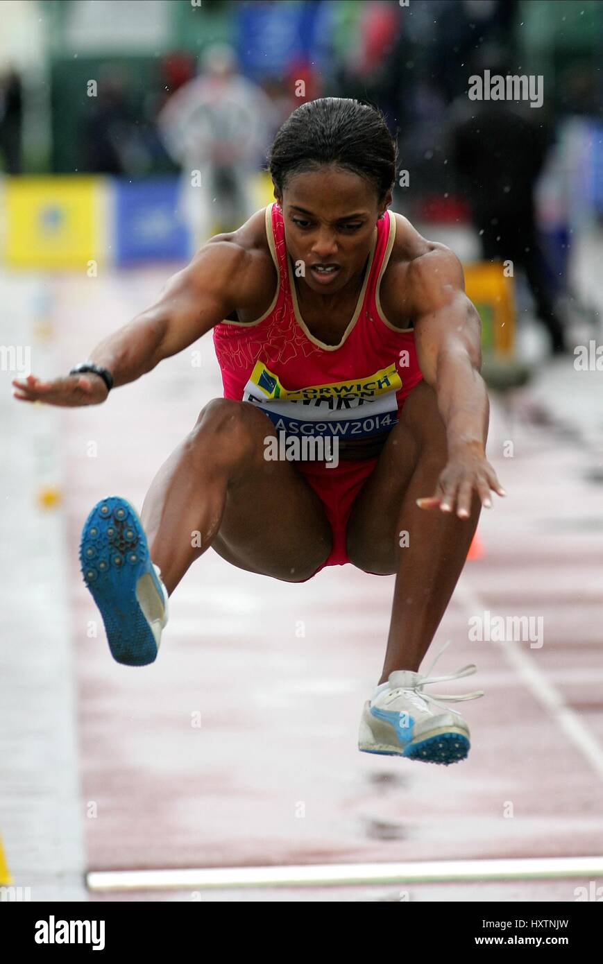 JACKIE EDWARDS LONG JUMP SCOTSTOUN STADIUM GLASGOW SCOTLAND 03 June 2007 Stock Photo - Alamy