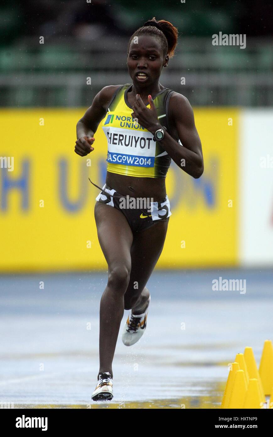 NANCY WANGUI 5000 METRES SCOTSTOUN STADIUM GLASGOW SCOTLAND 03 June 2007 Stock Photo - Alamy