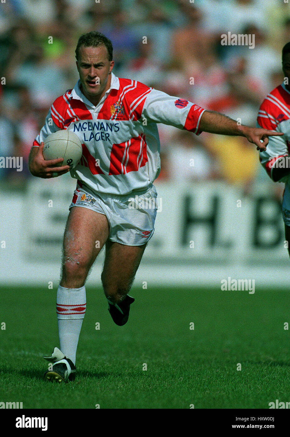 PHIL VEIVERS ST. HELENS RLFC 15 November 1991 Stock Photo - Alamy