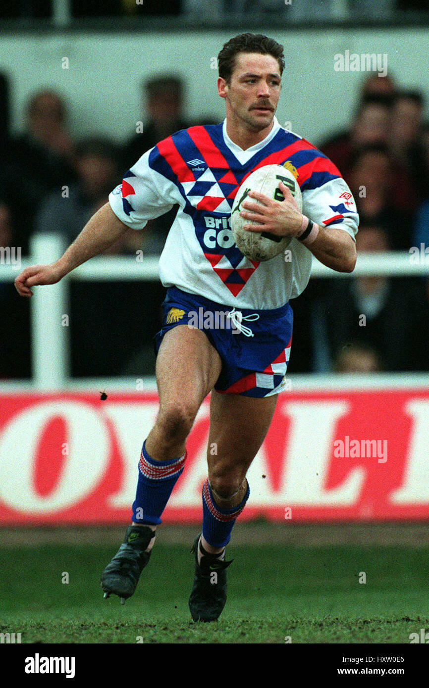 Graham steadman hi-res stock photography and images - Alamy