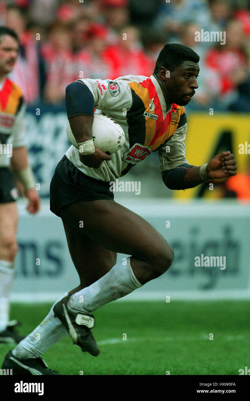 Roy powell hi-res stock photography and images - Alamy