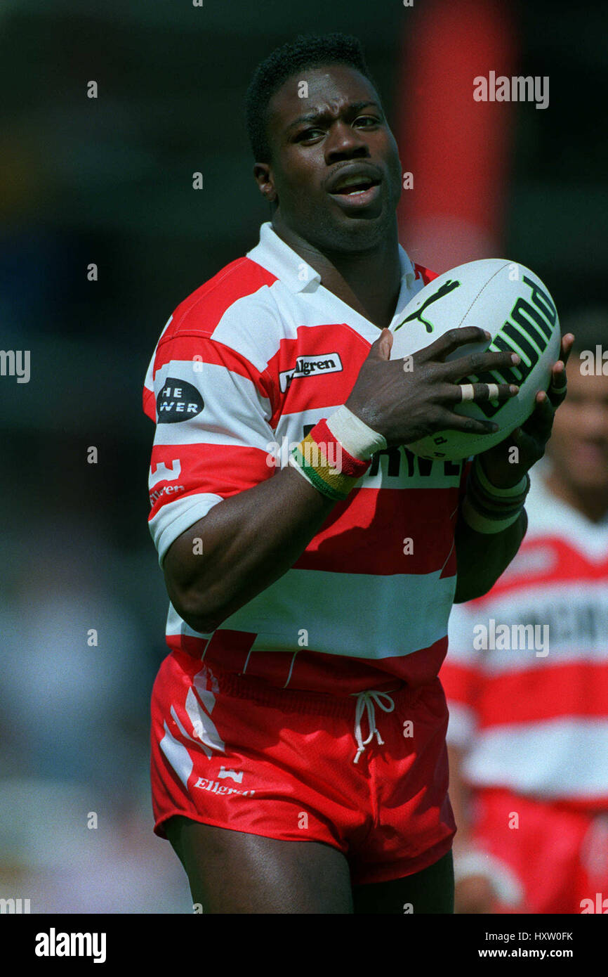 Martin offiah wigan hi-res stock photography and images - Alamy