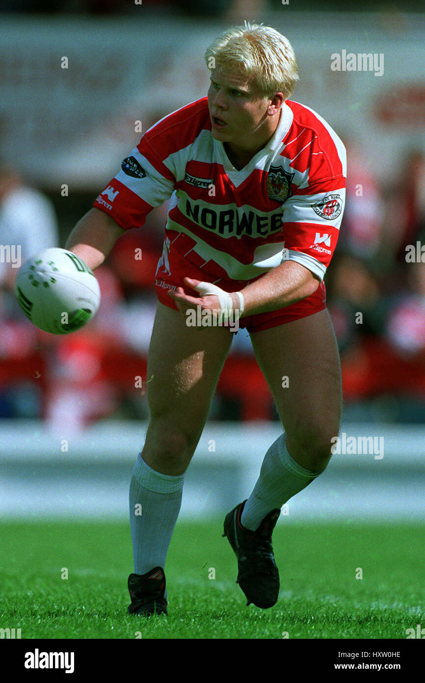 MICHAEL CASSIDY WIGAN RLFC 07 September 1992 Stock Photo - Alamy