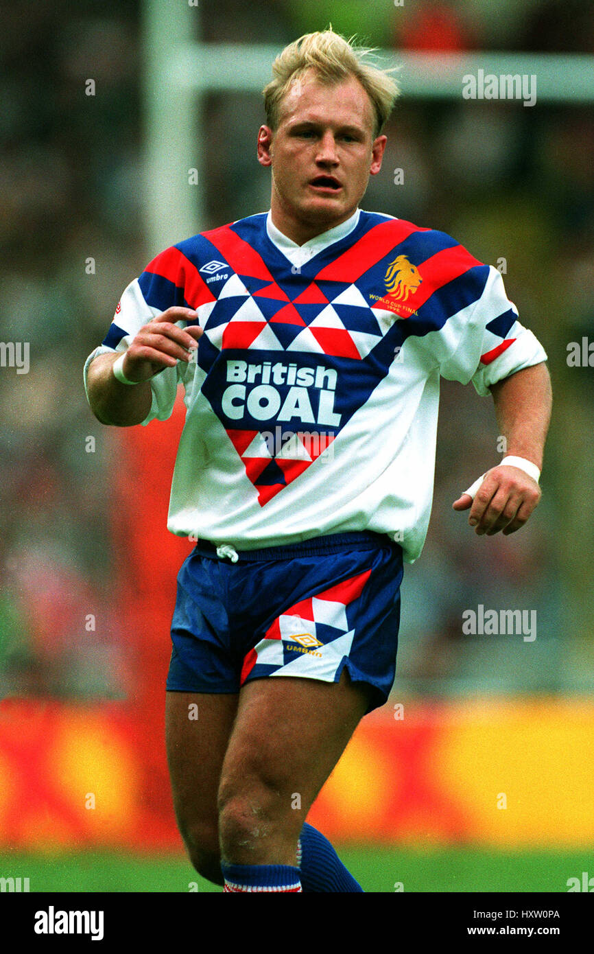 DERYCK FOX GREAT BRITAIN & BRADFORD N RL 26 October 1992 Stock Photo ...