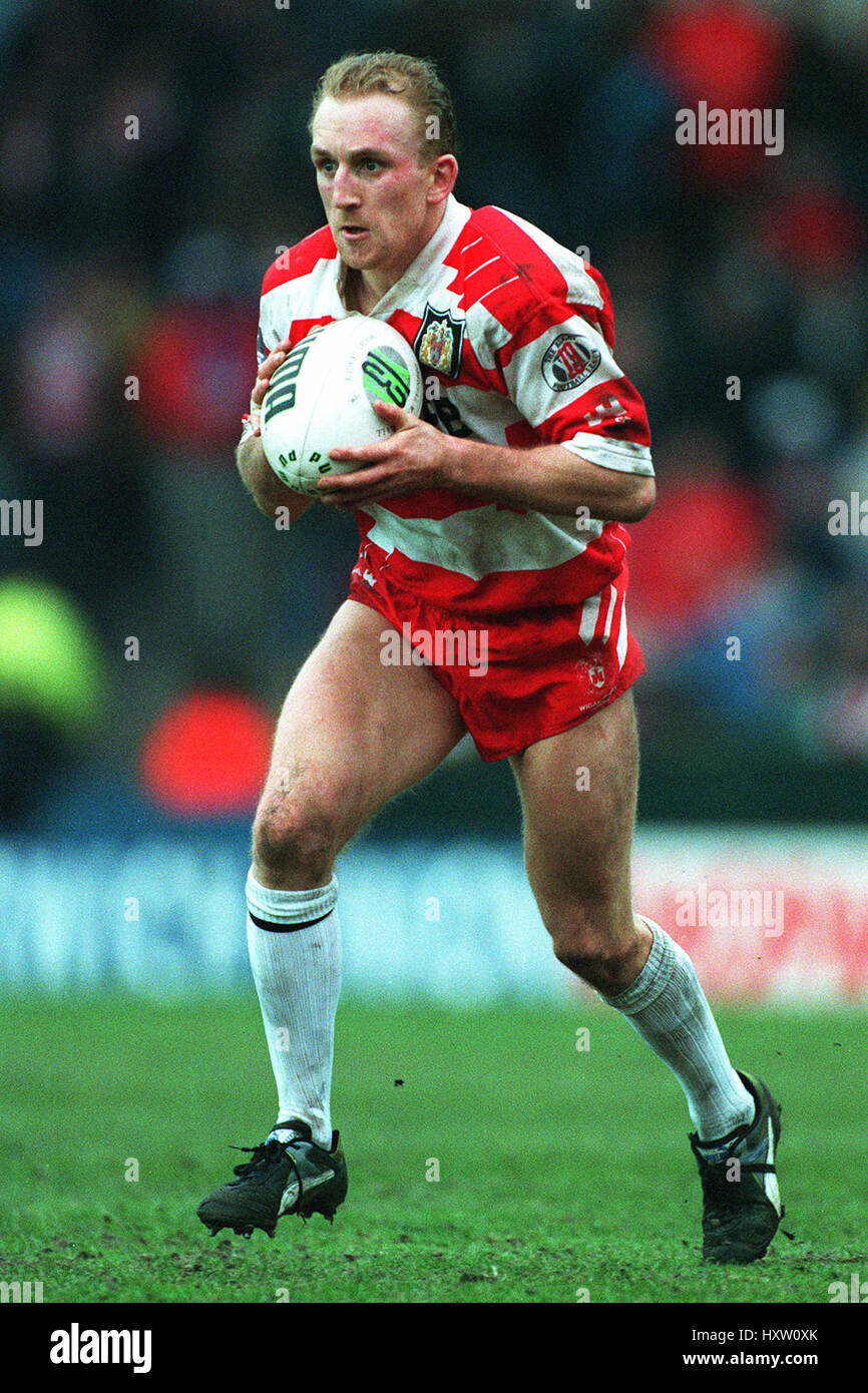 SHAUN EDWARDS WIGAN RLFC 29 March 1993 Stock Photo - Alamy