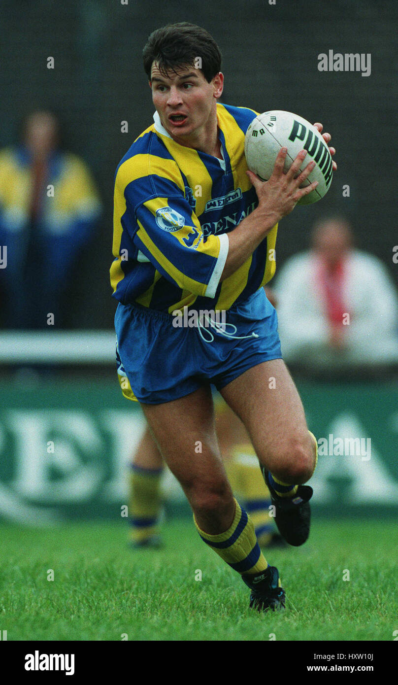 STEVE GRIFFITHS WARRINGTON RLFC 24 August 1993 Stock Photo - Alamy