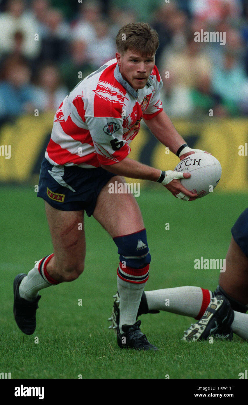 DARREN ABRAM OLDHAM RLFC 31 August 1993 Stock Photo - Alamy