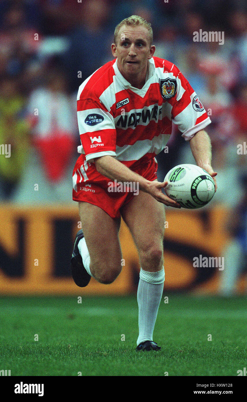 SHAUN EDWARDS WIGAN RLFC 01 September 1993 Stock Photo - Alamy