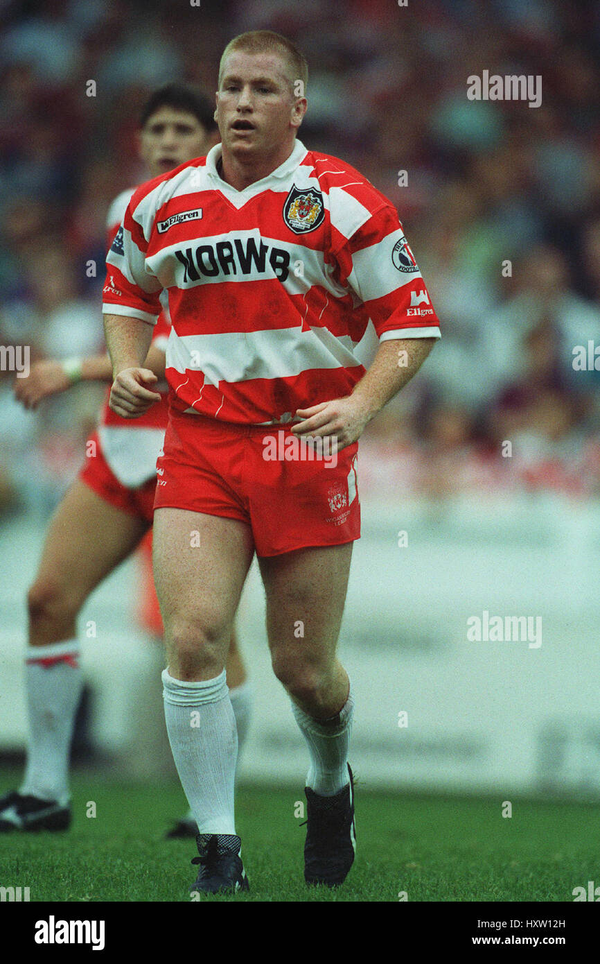 Martin crompton hi-res stock photography and images - Alamy