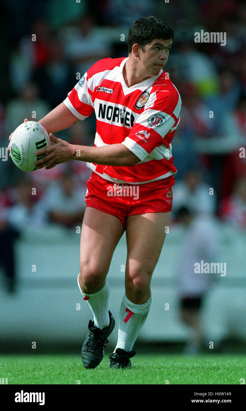 ANDREW FARRELL WIGAN RLFC 06 September 1993 Stock Photo - Alamy