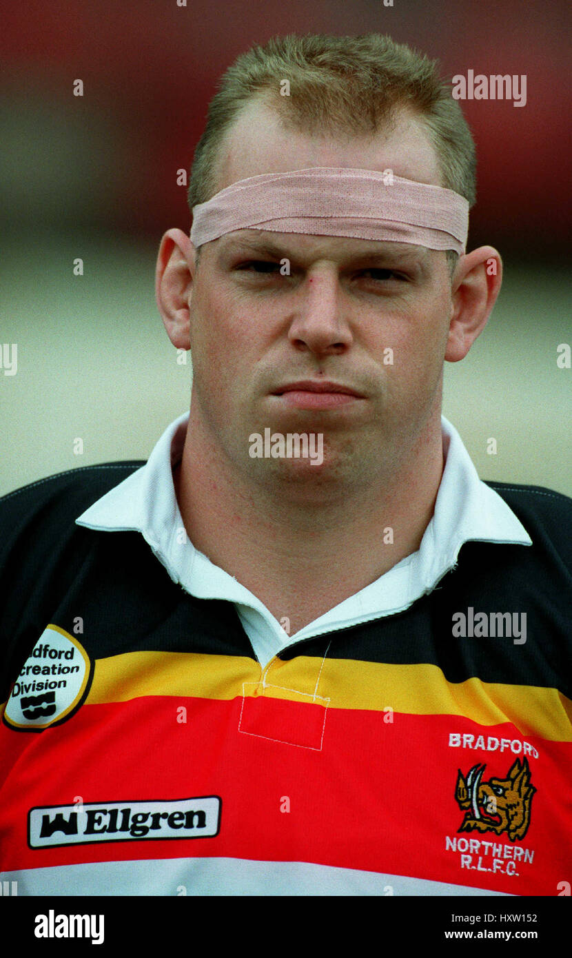 PAUL MEDLEY BRADFORD NORTHERN RLFC 06 September 1993 Stock Photo - Alamy