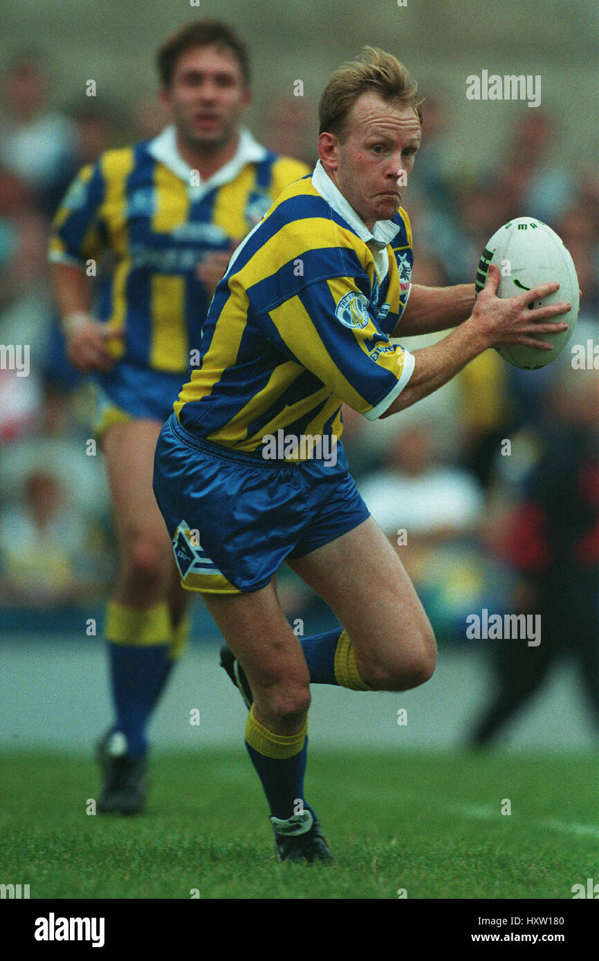 GREG MACKEY WARRINGTON RLFC 14 September 1993 Stock Photo - Alamy