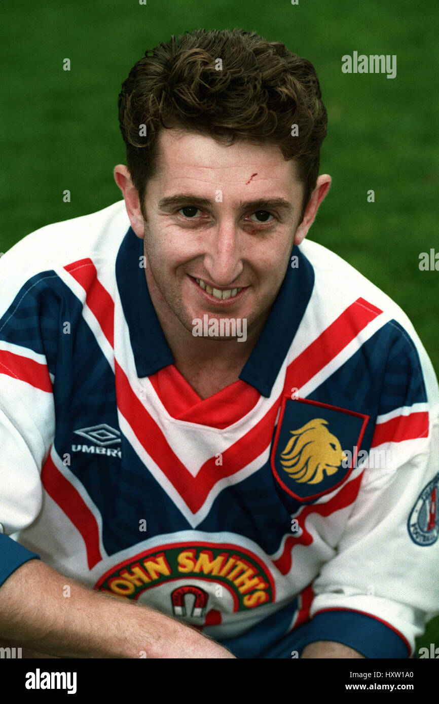 Jonathan davies rugby hi-res stock photography and images - Alamy