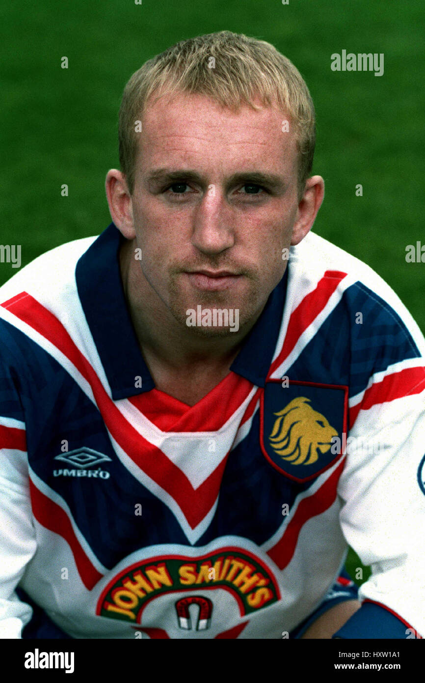 SHAUN EDWARDS GREAT BRITAIN & WIGAN RLFC 07 October 1993 Stock Photo ...