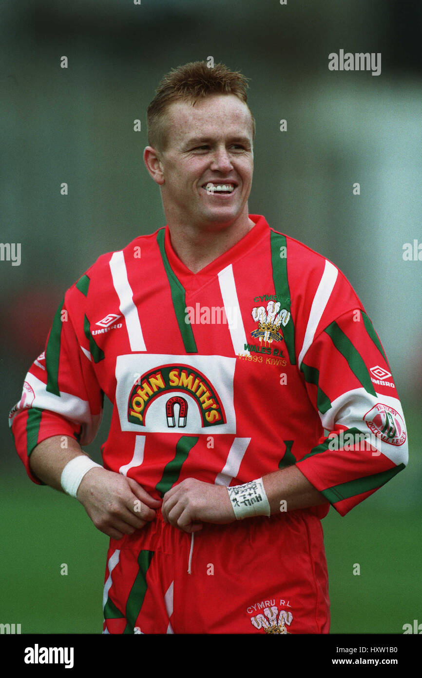KEVIN ELLIS WALES & WARRINGTON RLFC 09 October 1993 Stock Photo - Alamy