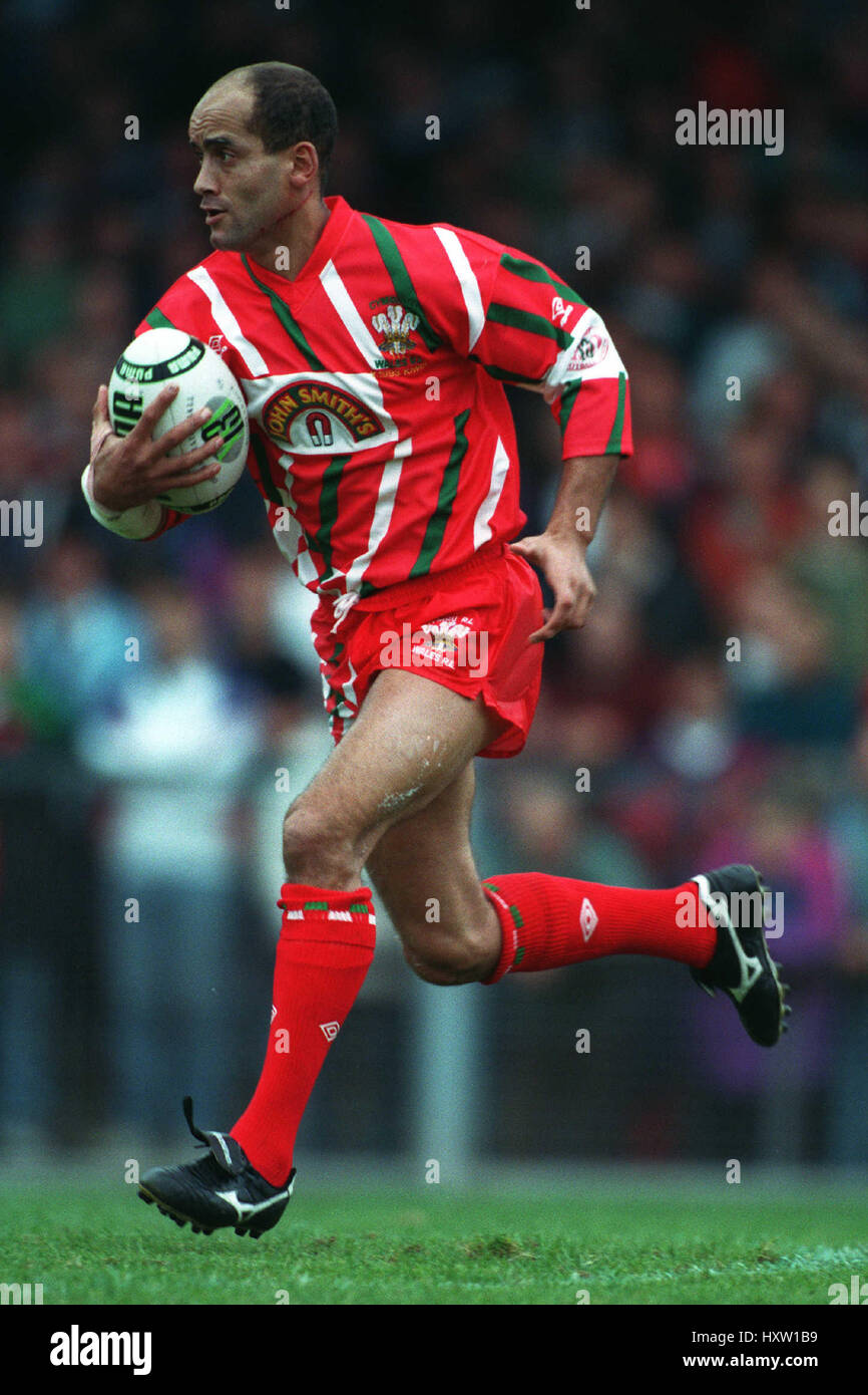 PHIL FORD WALES & SALFORD RLFC 09 October 1993 Stock Photo - Alamy