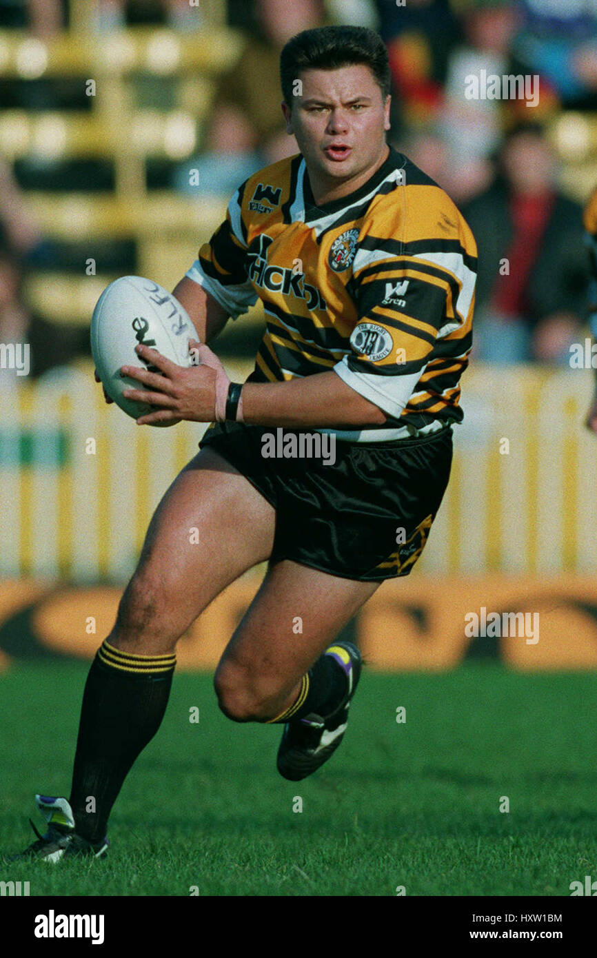 TONY KEMP CASTLEFORD RLFC 12 October 1993 Stock Photo - Alamy