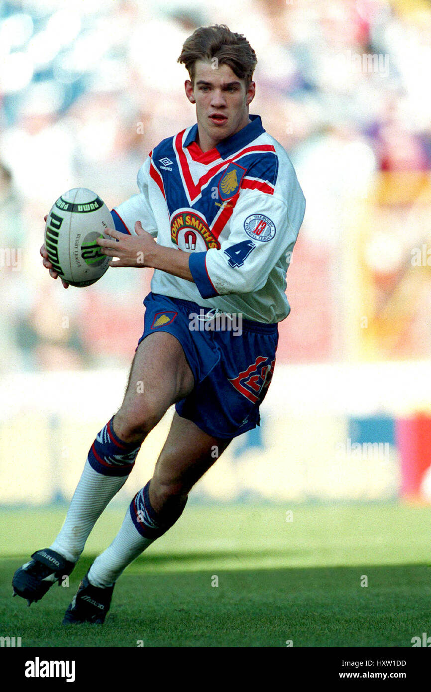 GARY CONNOLLY GREAT BRITAIN & WIGAN RLFC 16 October 1993 Stock Photo ...
