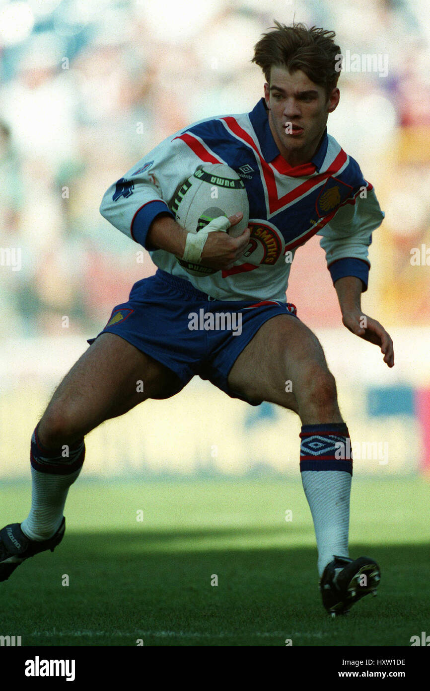 GARY CONNOLLY GREAT BRITAIN & WIGAN RLFC 16 October 1993 Stock Photo ...