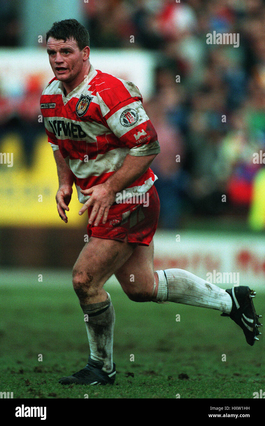 ANDY PLATT WIGAN RLFC 24 January 1994 Stock Photo - Alamy