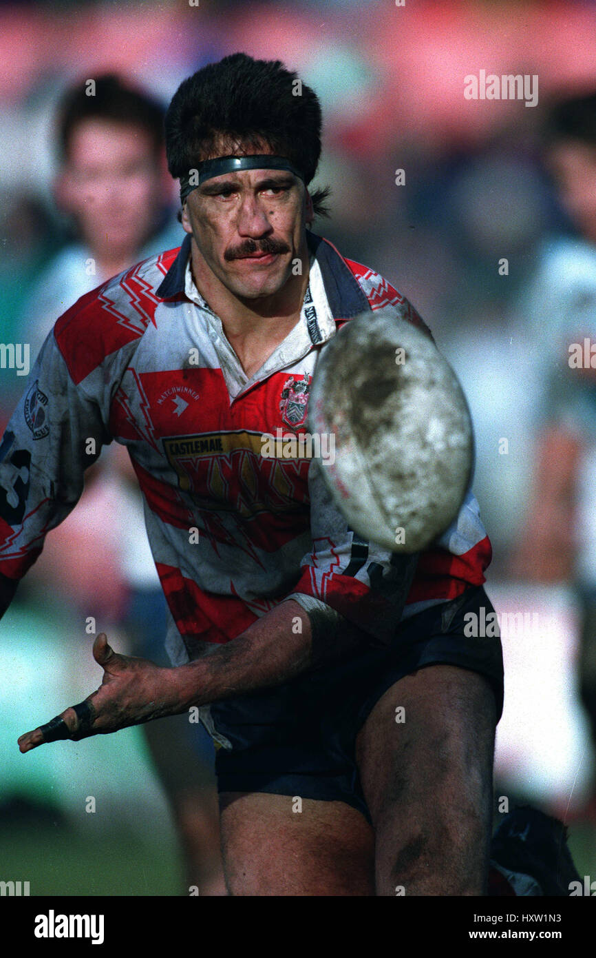 Mike kuiti hi-res stock photography and images - Alamy