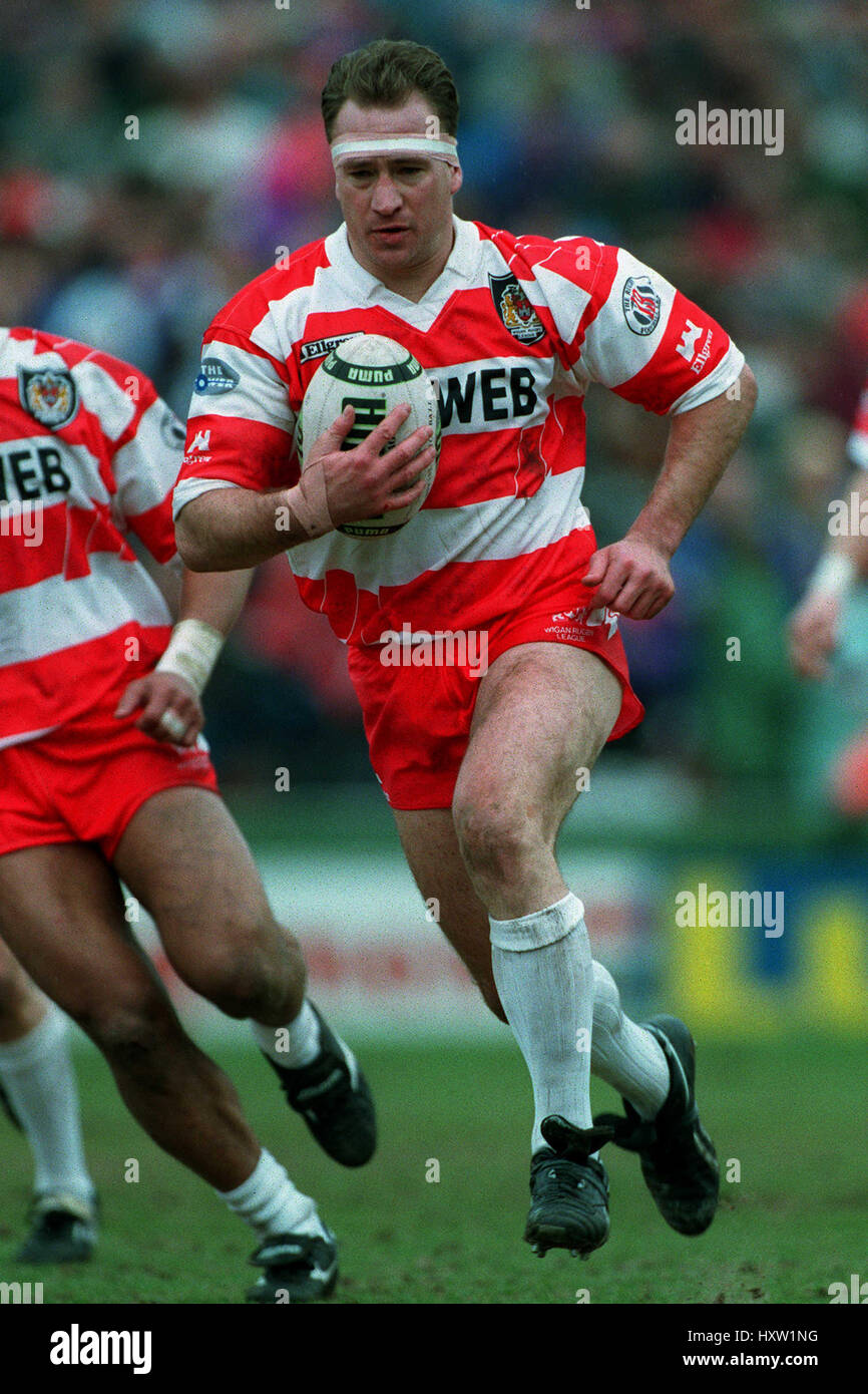 Dean bell hi-res stock photography and images - Alamy