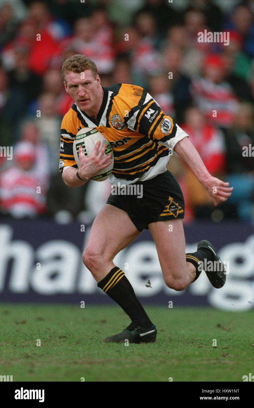 SIMON MIDDLETON CASTLEFORD RLFC 14 March 1994 Stock Photo - Alamy