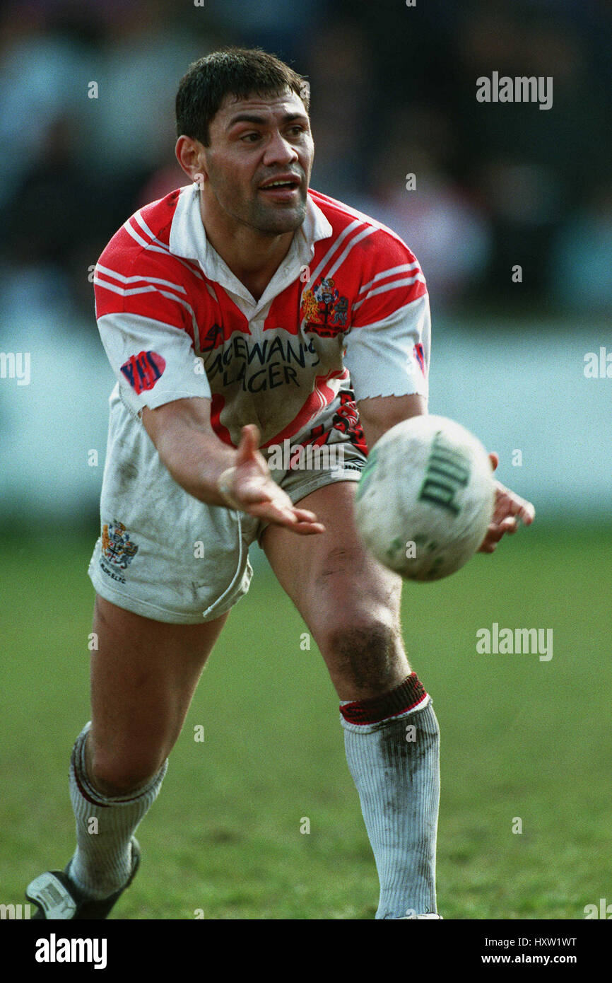 TEA ROPATI ST. HELENS RLFC 12 April 1994 Stock Photo - Alamy