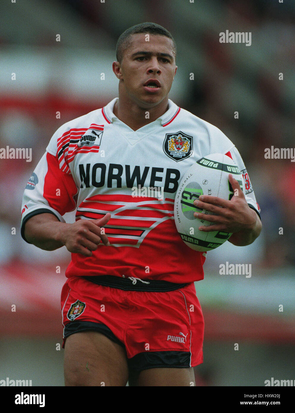 JASON ROBINSON WIGAN RLFC 08 August 1994 Stock Photo - Alamy