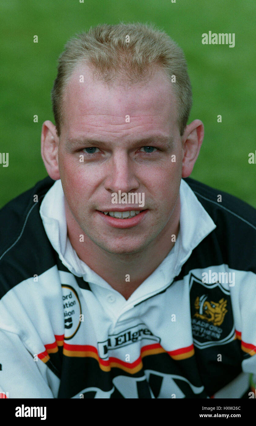 Paul medley hi-res stock photography and images - Alamy