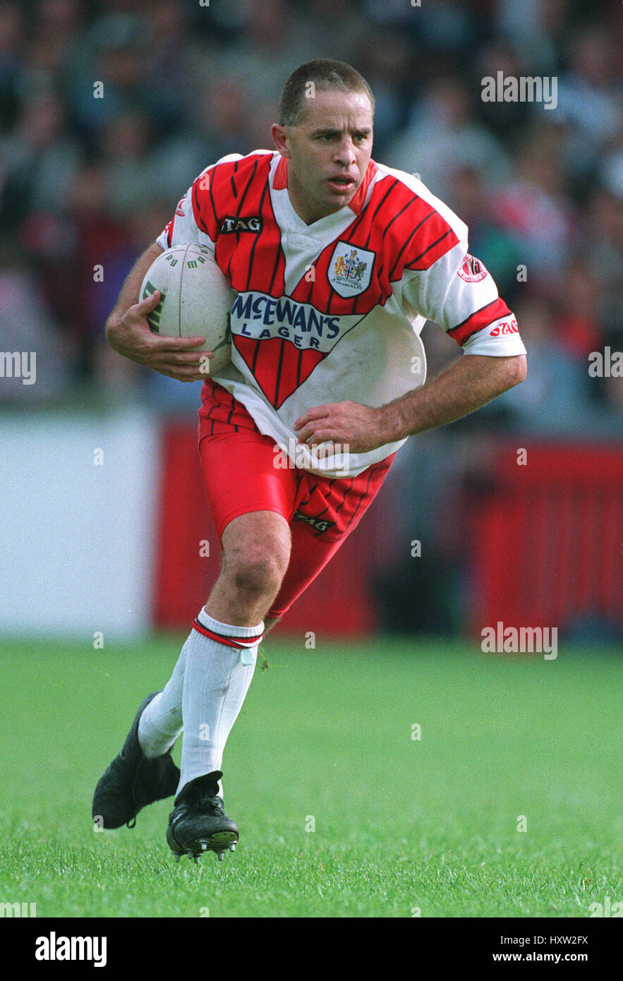 SHANE COOPER ST. HELENS RLFC 21 September 1994 Stock Photo - Alamy