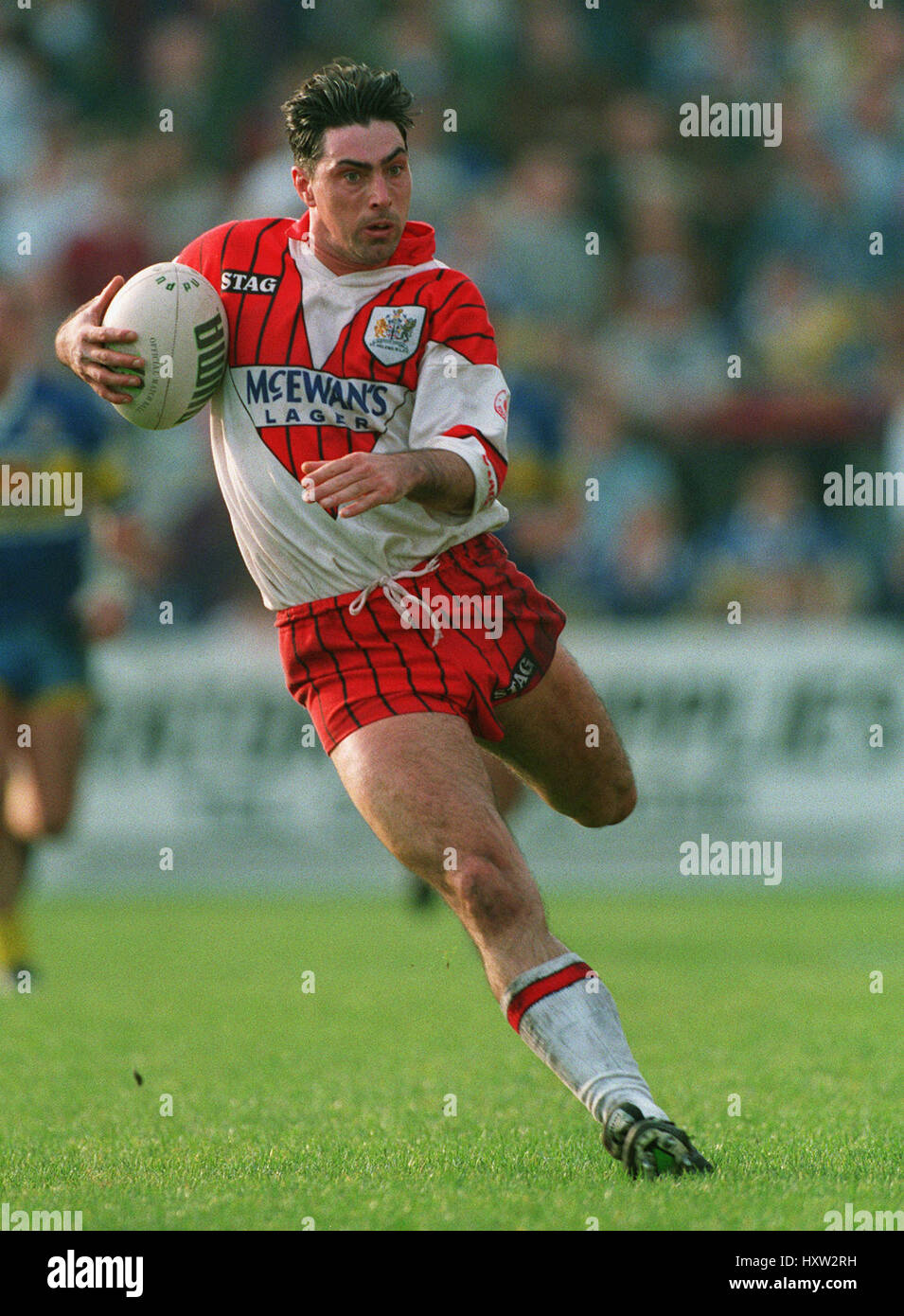 PAUL LOUGHLIN ST. HELENS RLFC 10 October 1994 Stock Photo - Alamy