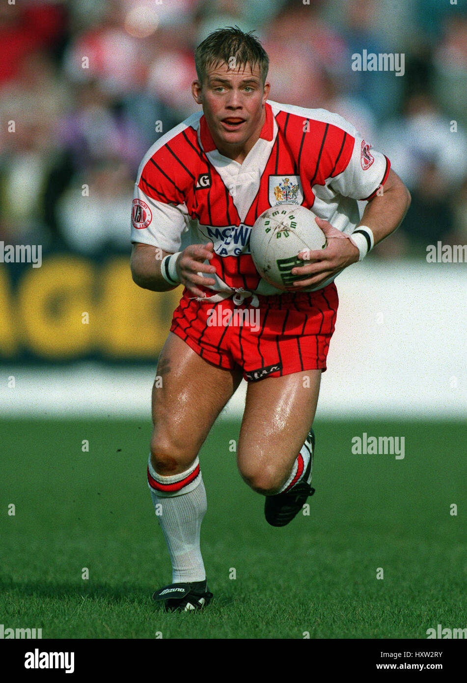 BOBBY GOULDING ST. HELENS RLFC 10 October 1994 Stock Photo - Alamy