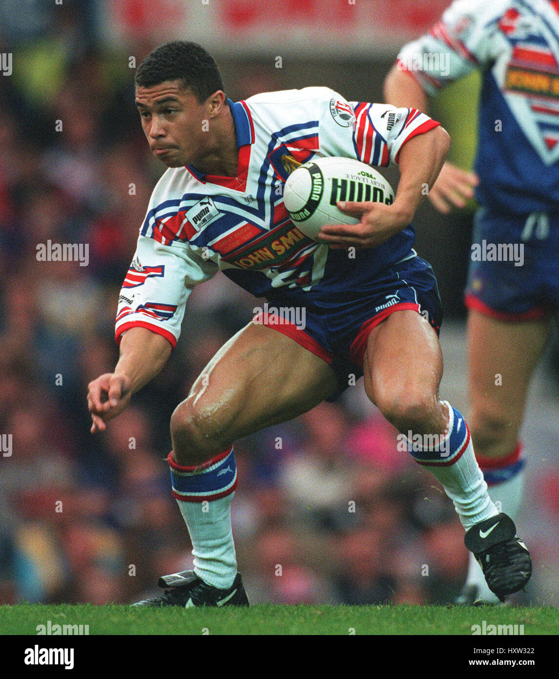 JASON ROBINSON GREAT BRITAIN & WIGAN RLFC 16 November 1994 Stock Photo ...