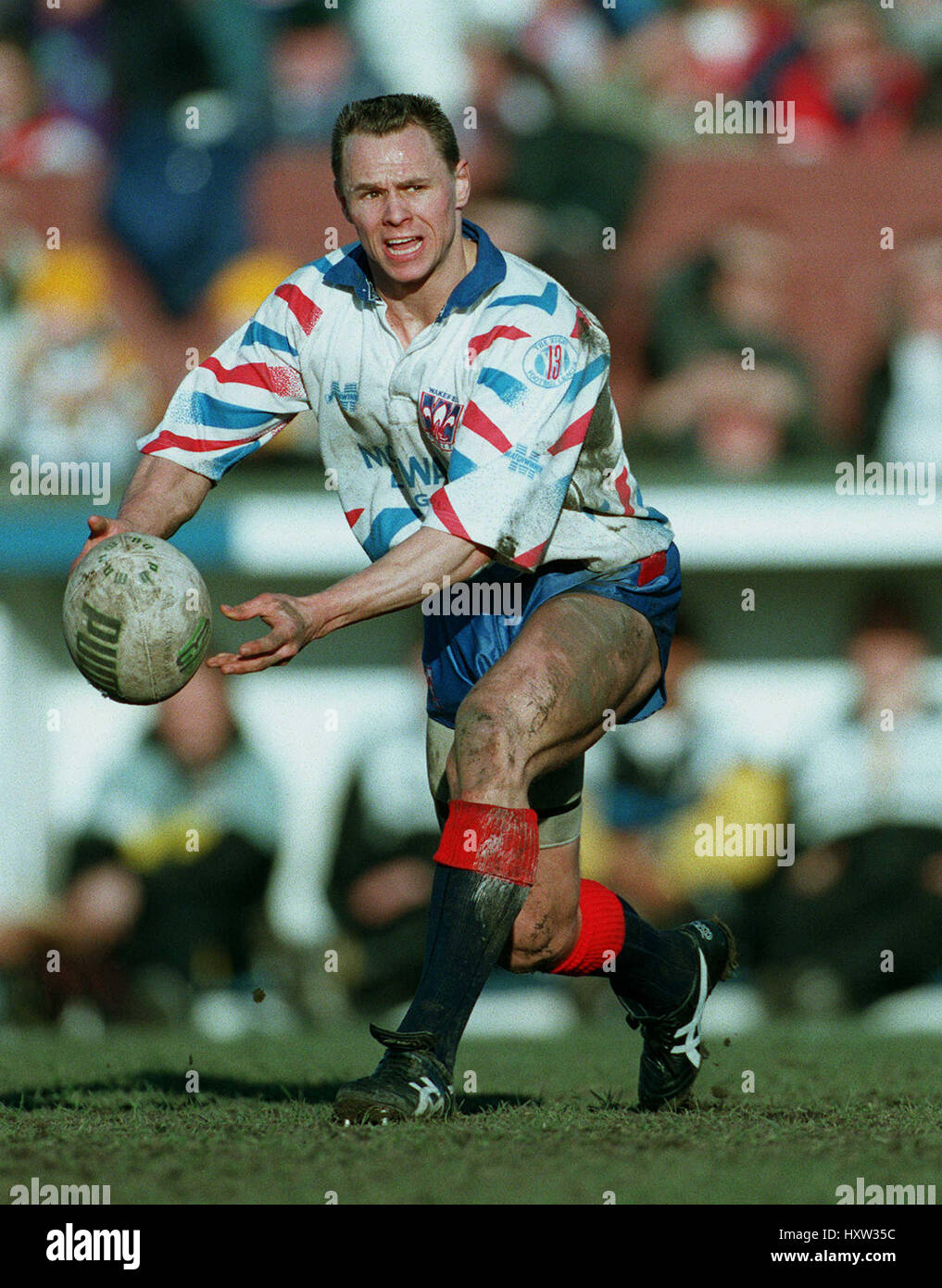 AARON WHITTIKER WAKEFIELD TRINITY RLFC 27 February 1995 Stock Photo - Alamy
