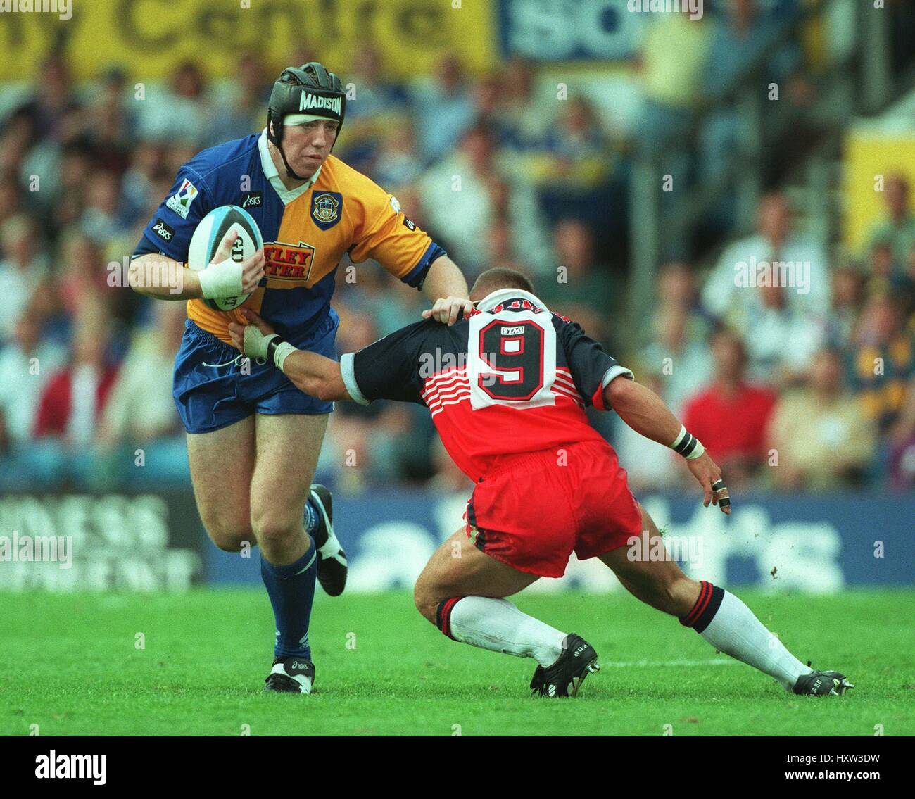 NICK FOZZARD & PAUL ROWLEY LEEDS V HALIFAX RLFC 11 September 1995 Stock ...